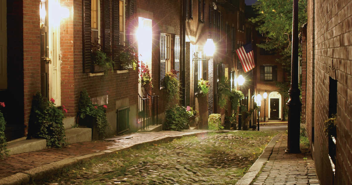 The Dark Side of Boston: Diseases, Crime an Witchcraft