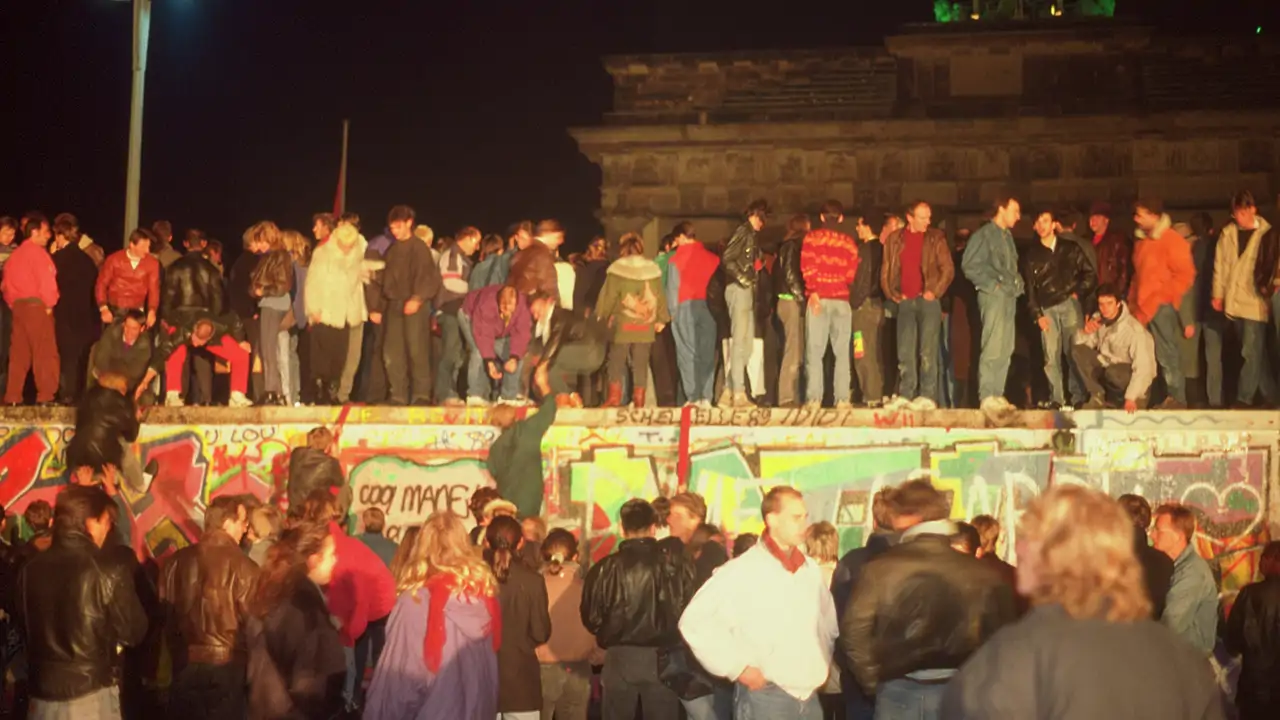 9th November 1989: The Fall Of The Berlin Wall